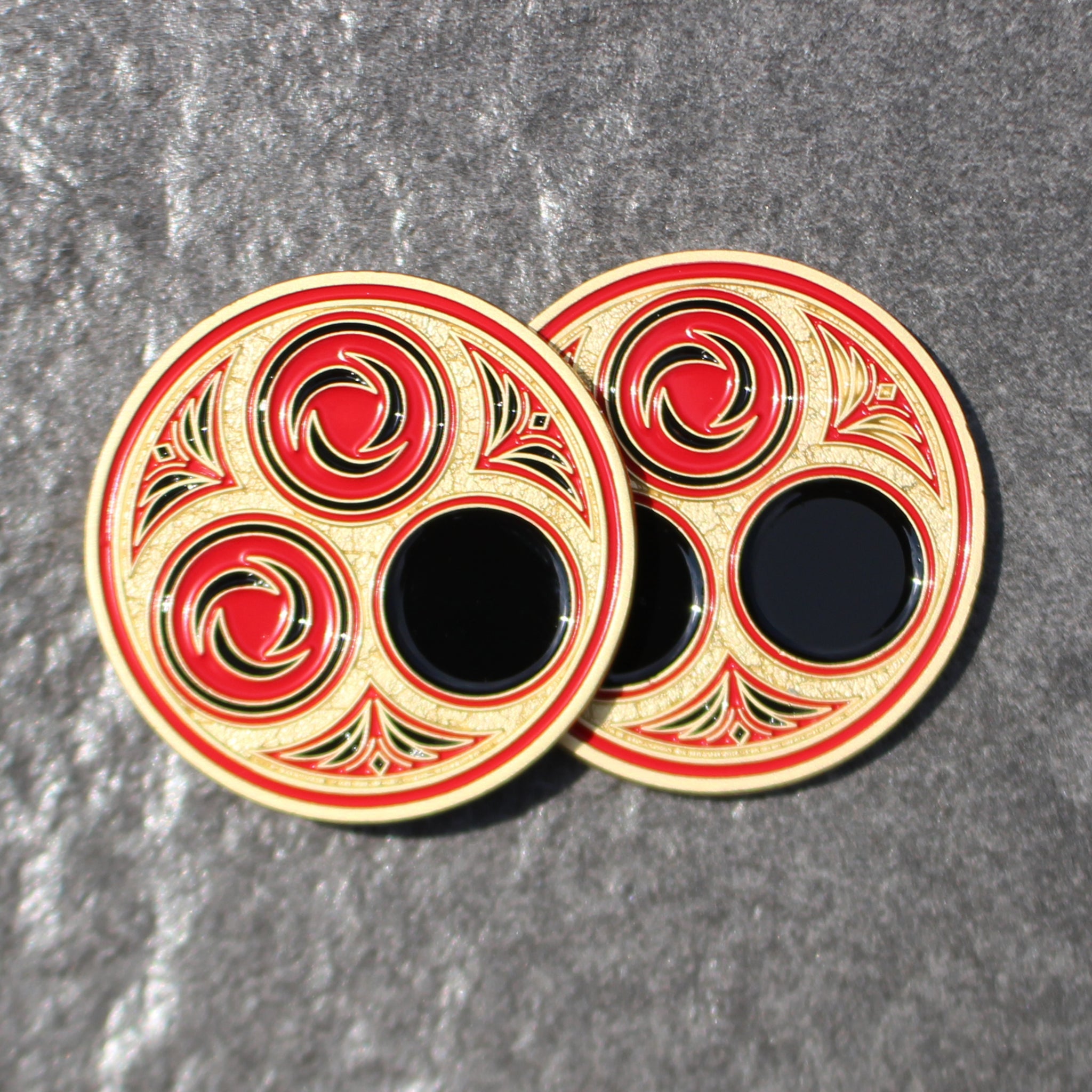 Streamer Set (3 Tokens): 1 x Oversized Metal Resource Token & 2 x Over ...